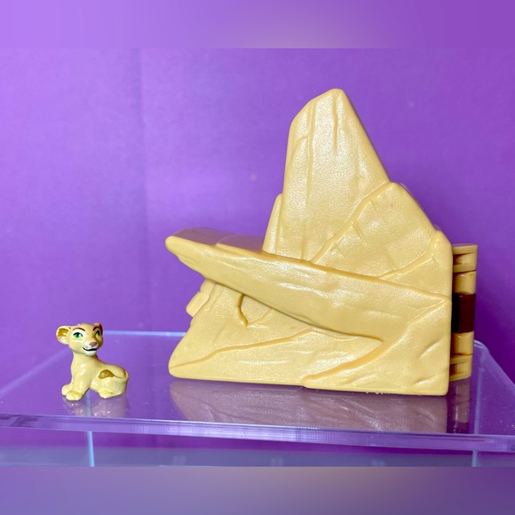 Disney | Toys | Vintage Lion King Pride Rock Playset With Nala | Poshmark